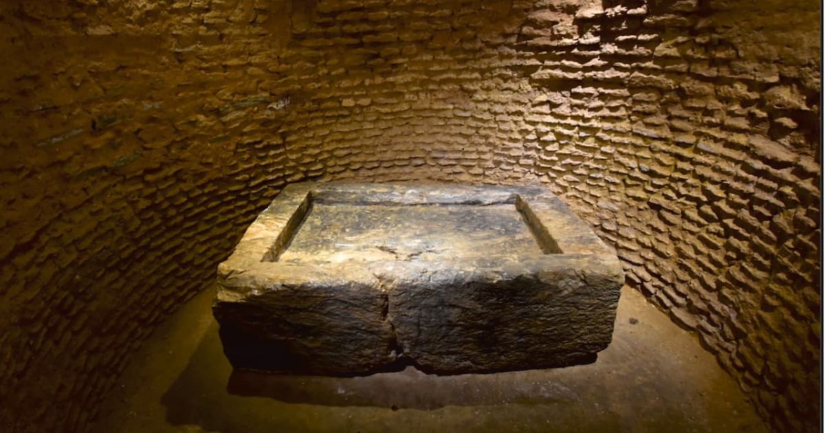 5,000-Year-Old Stone Basin Predates Tomb by 1,000 Years, Transported by ...