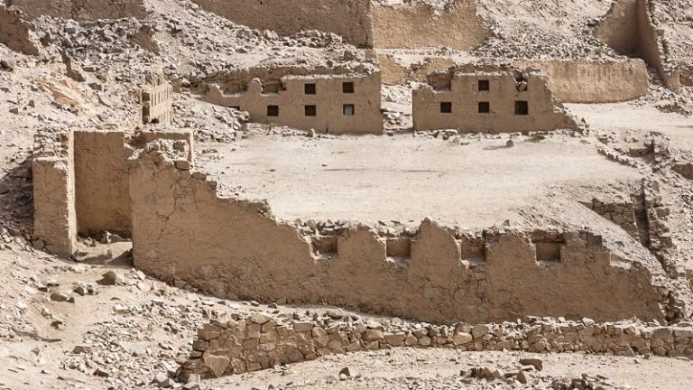 Quipu: Incas Ancient Knotted Codex - Ancient History X